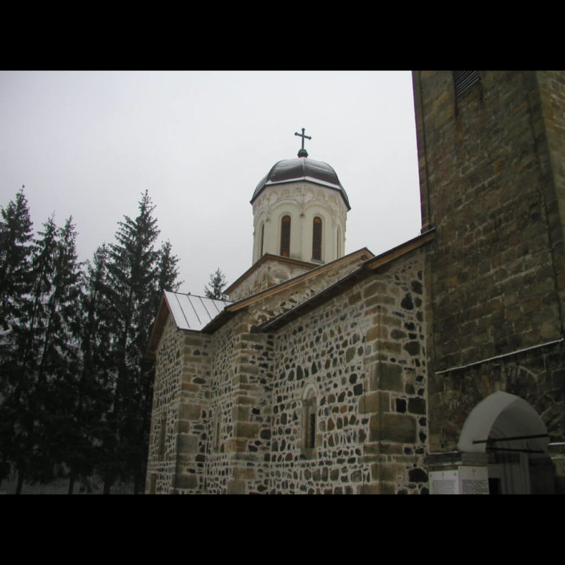 Manastir na Ozrenu – Civat (ćivot/kivot) za čuvanje moštiju velike ...